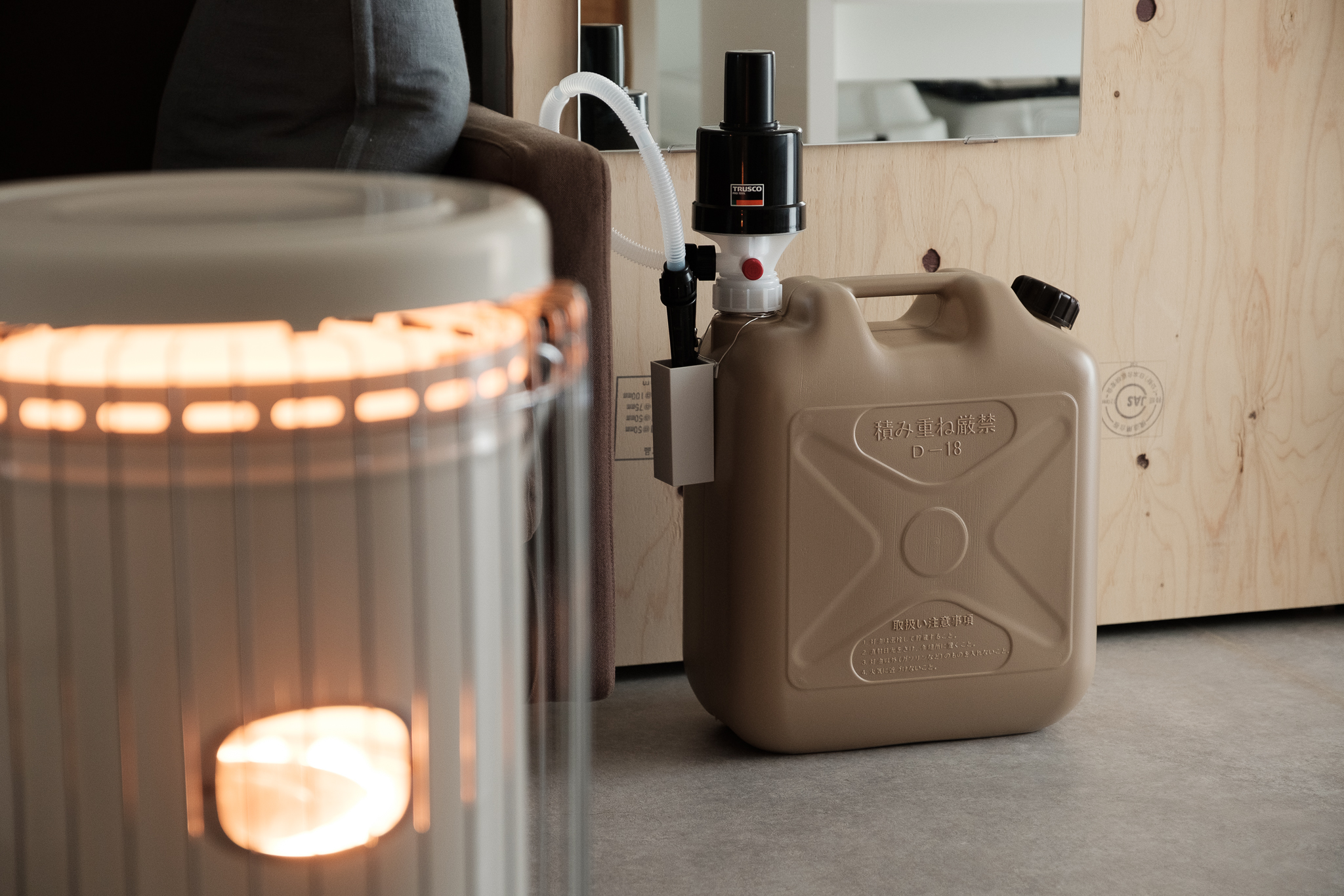 おしゃれ灯油タンク The Genie Tank と TRUSCO ポリカンポンプ｜PLUS9LOG